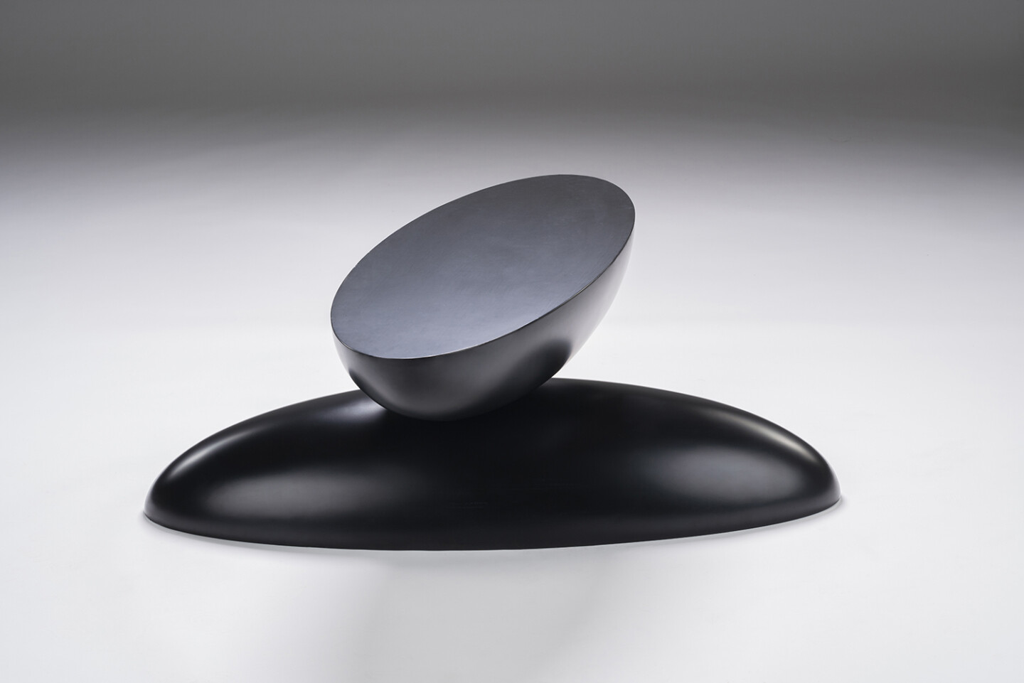 Sculpt table | ATMOSFERA